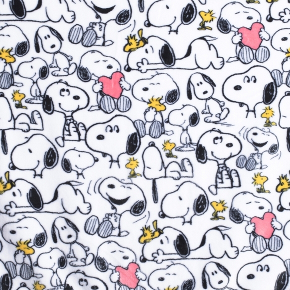 Peanuts | Holiday | Peanuts Snoopy Valentines Day Throw Nwt | Poshmark